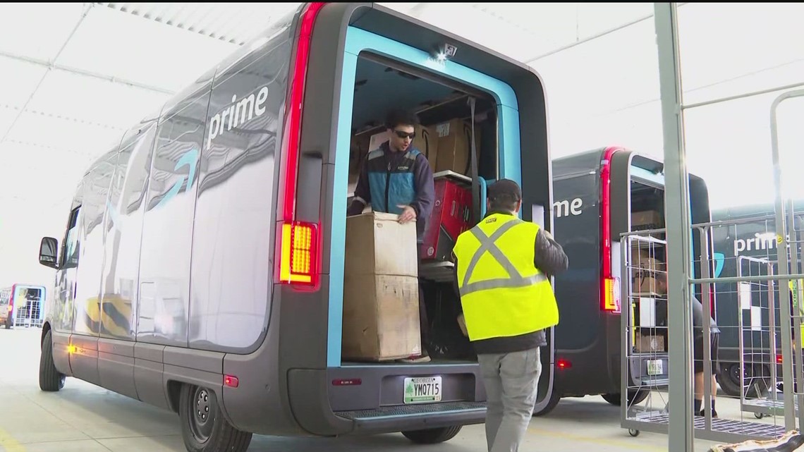 Amazon rolls out electric delivery trucks in Atlanta | 11alive.com