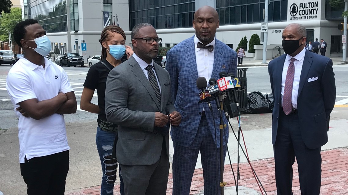 Secoriea Turner family speaks after meeting with Fulton DA Willis ...