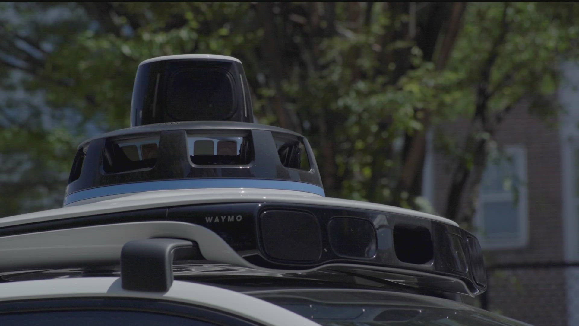 Viral Waymo video sparks questions about self-driving cars on Georgia ...