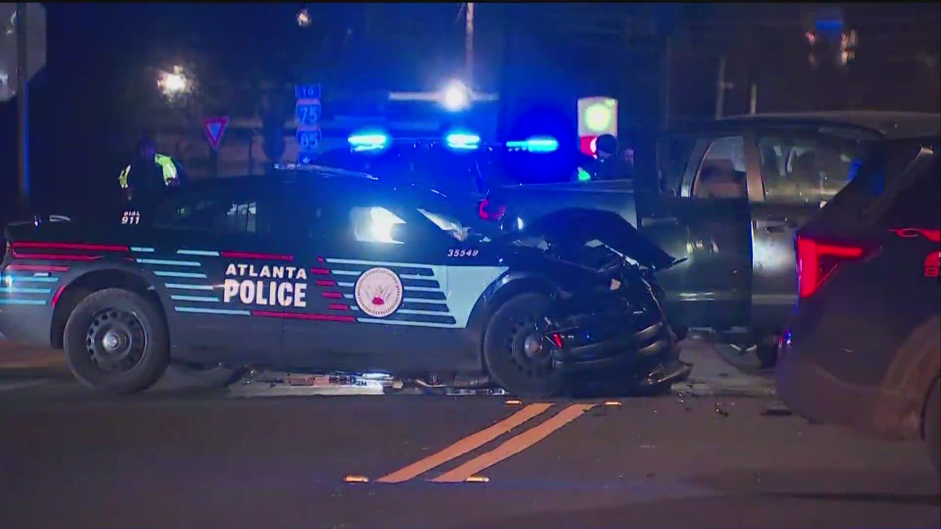 Atlanta Police cruiser crash Polar Rock neighborhood | 11alive.com