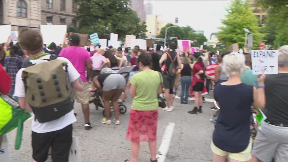 Protests near Georgia's State Capitol, Downtown Atlanta in wake of Roe ...