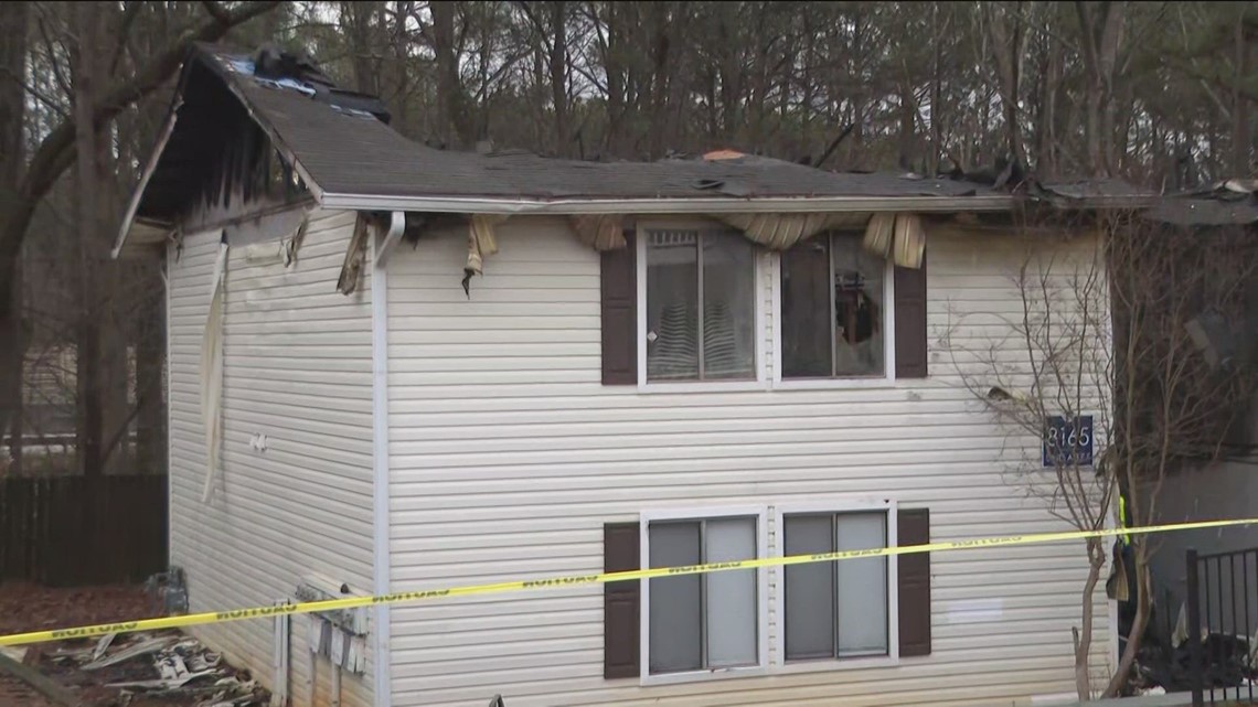 Woman jumps from window after fire at Sandy Springs apartment complex ...