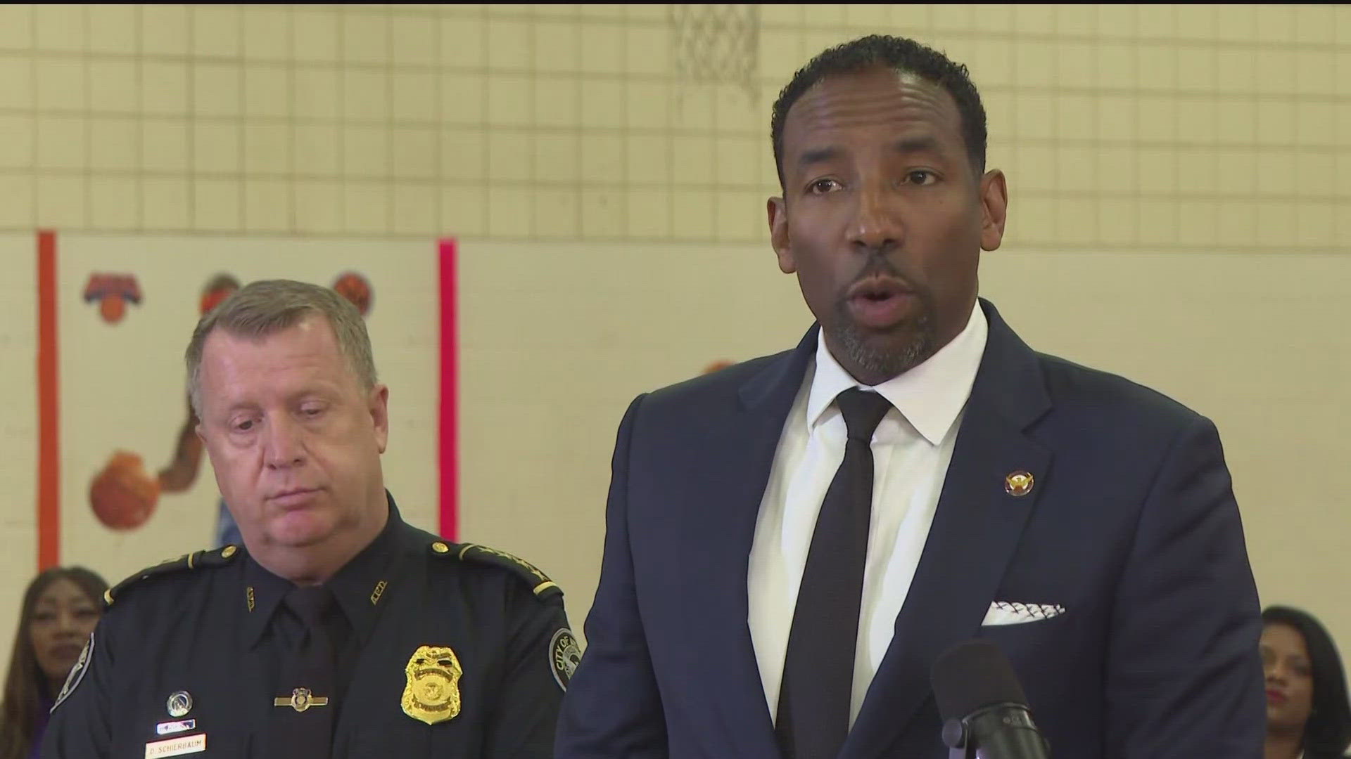 Atlanta Mayor Andre Dickens discusses response to winter storm | 11alive.com