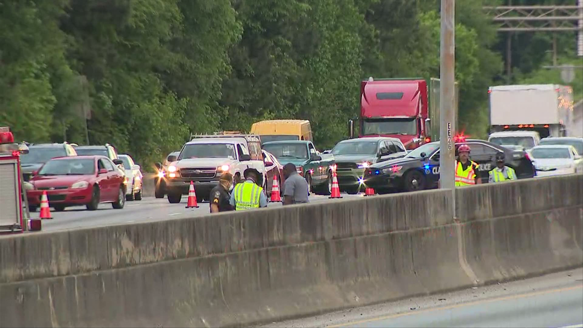 I75 accident rollover ejects 7-year-old near Cleveland Avenue | 11alive.com