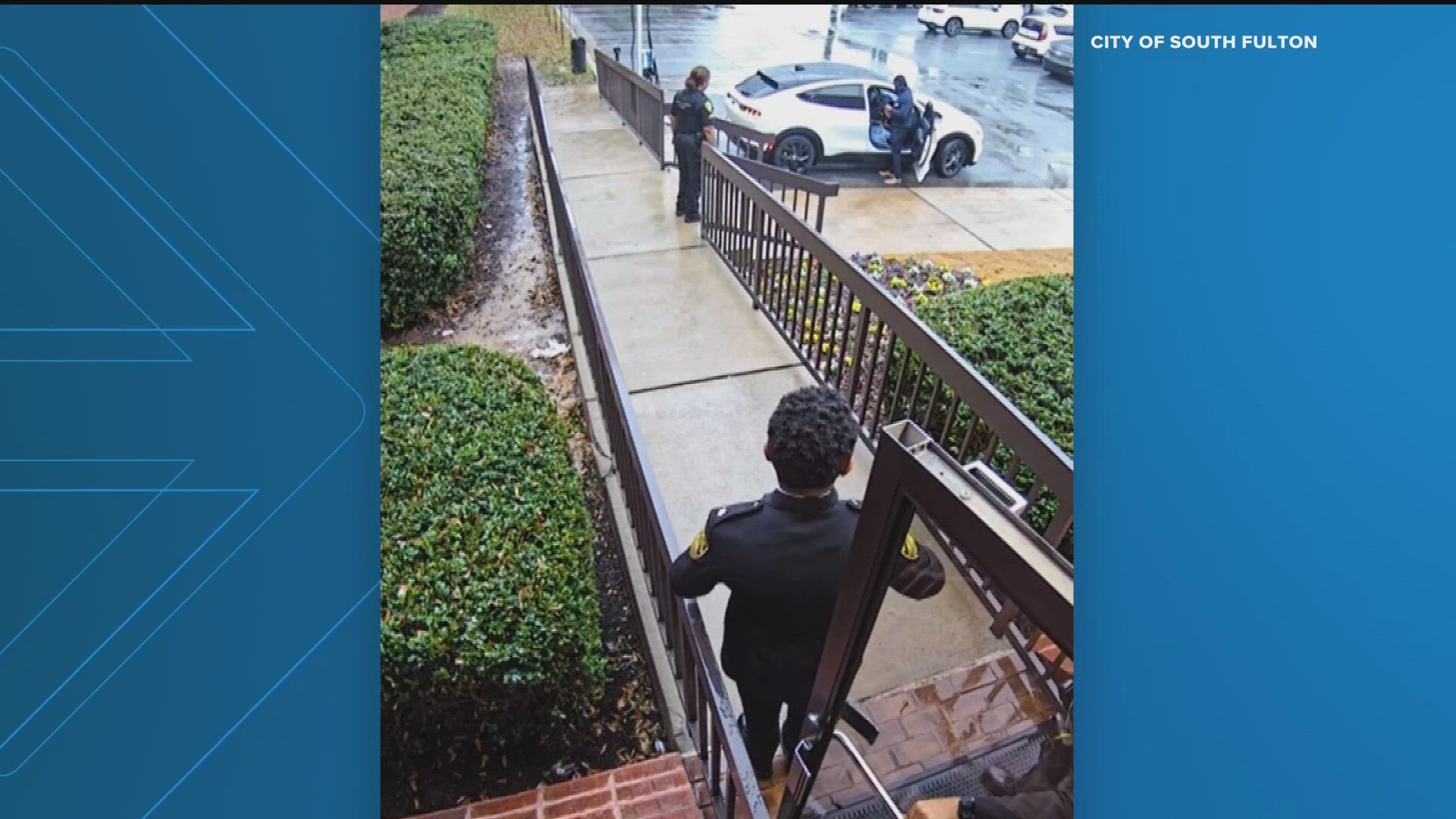 South Fulton Mayor escorted out of City Hall by police | 11alive.com