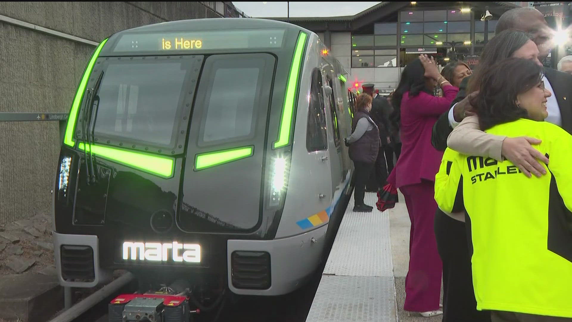 MARTA unveils new rail cars | 11alive.com