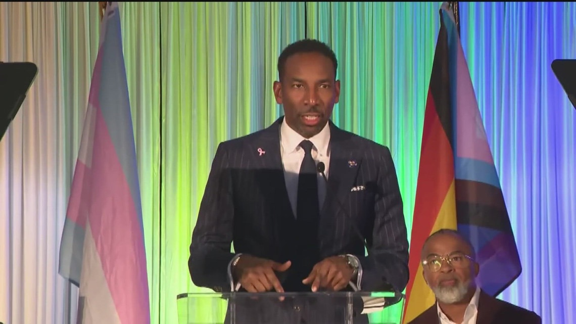 Atlanta Mayor Andre Dickens hosts Mayor's Pride Reception to kick off ...