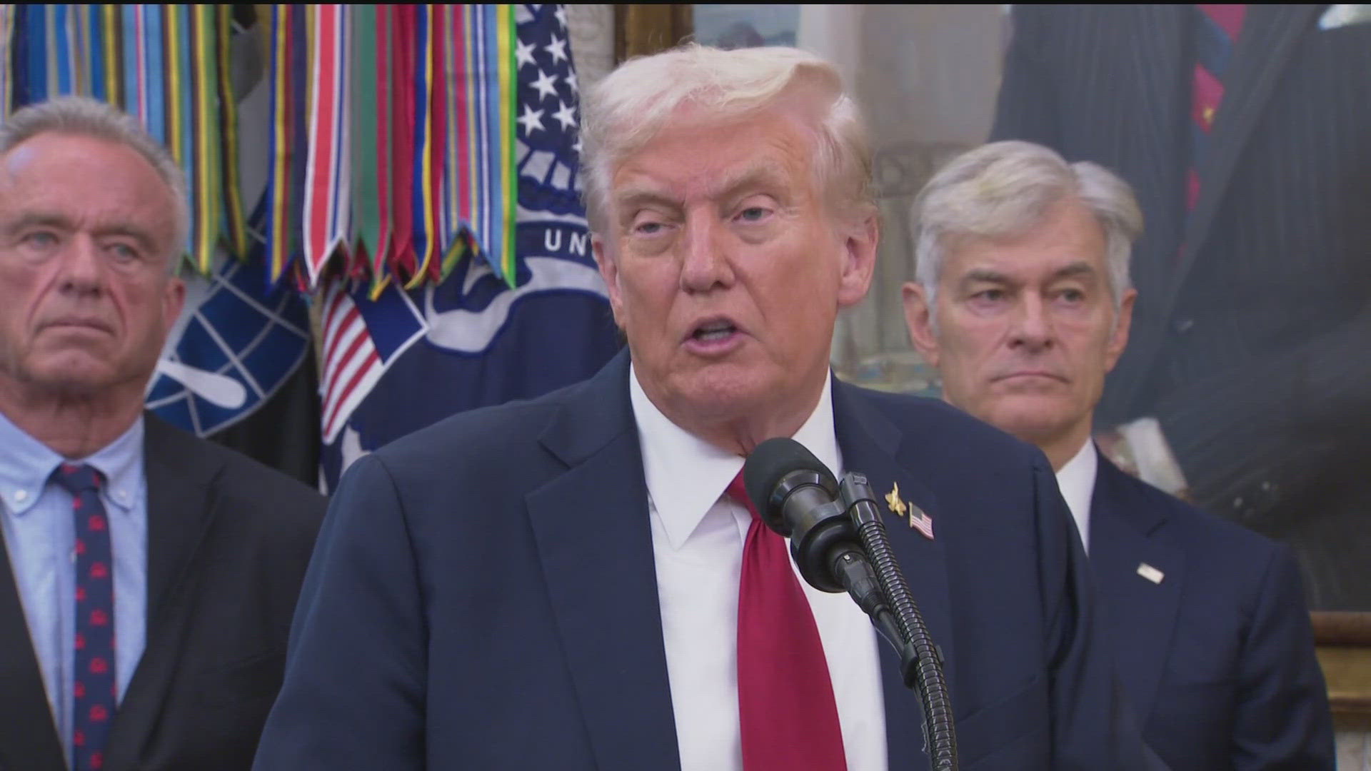 Clock ticking: Georgia lawmakers split as government shutdown looms ...