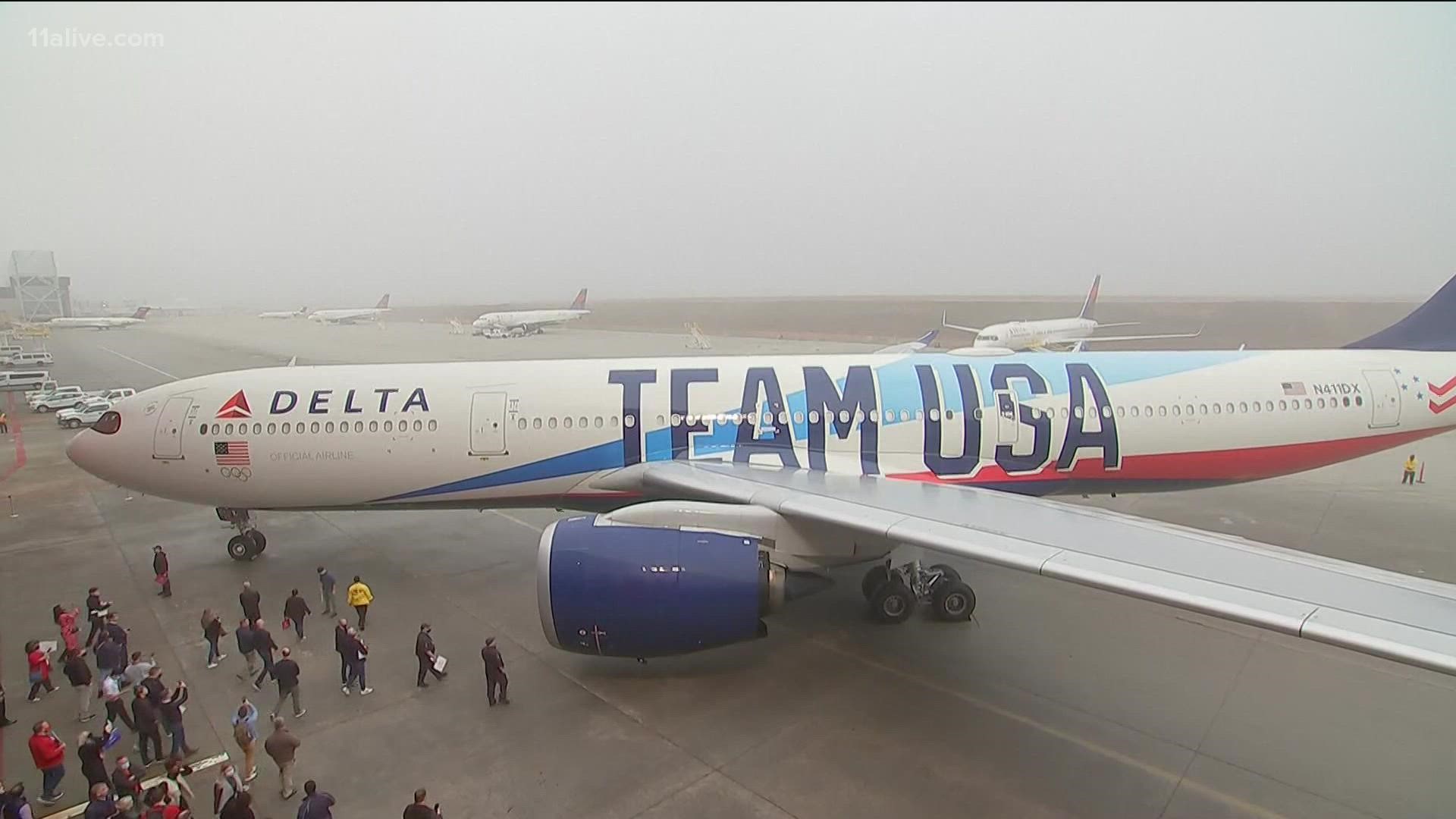 Delta unveils Team USA plane | 11alive.com