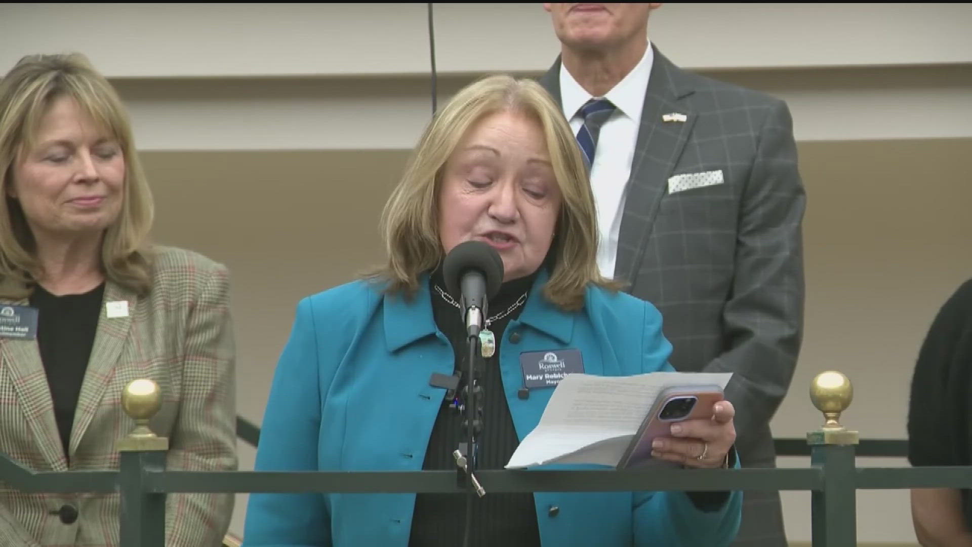 City of Roswell swears in new mayor | 11alive.com