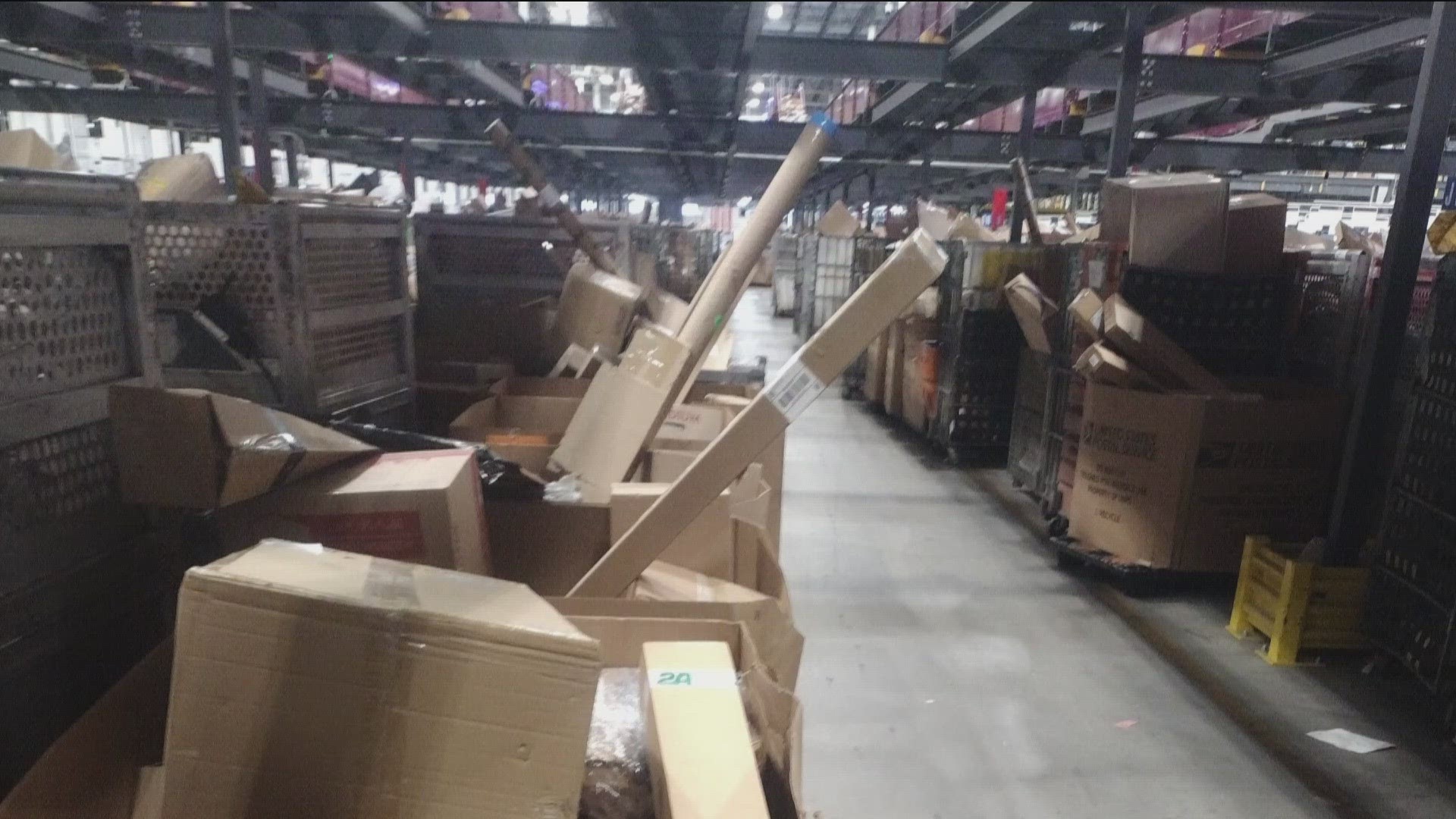 An inside look at the Palmetto USPS facility | 11alive.com