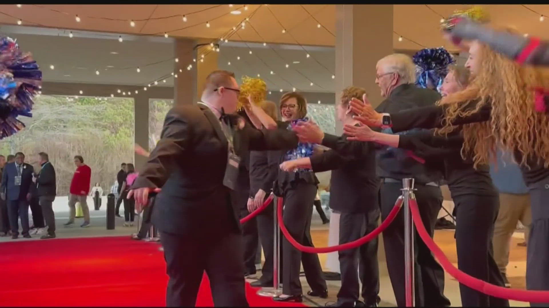 Prom celebrates people with special needs | 11alive.com