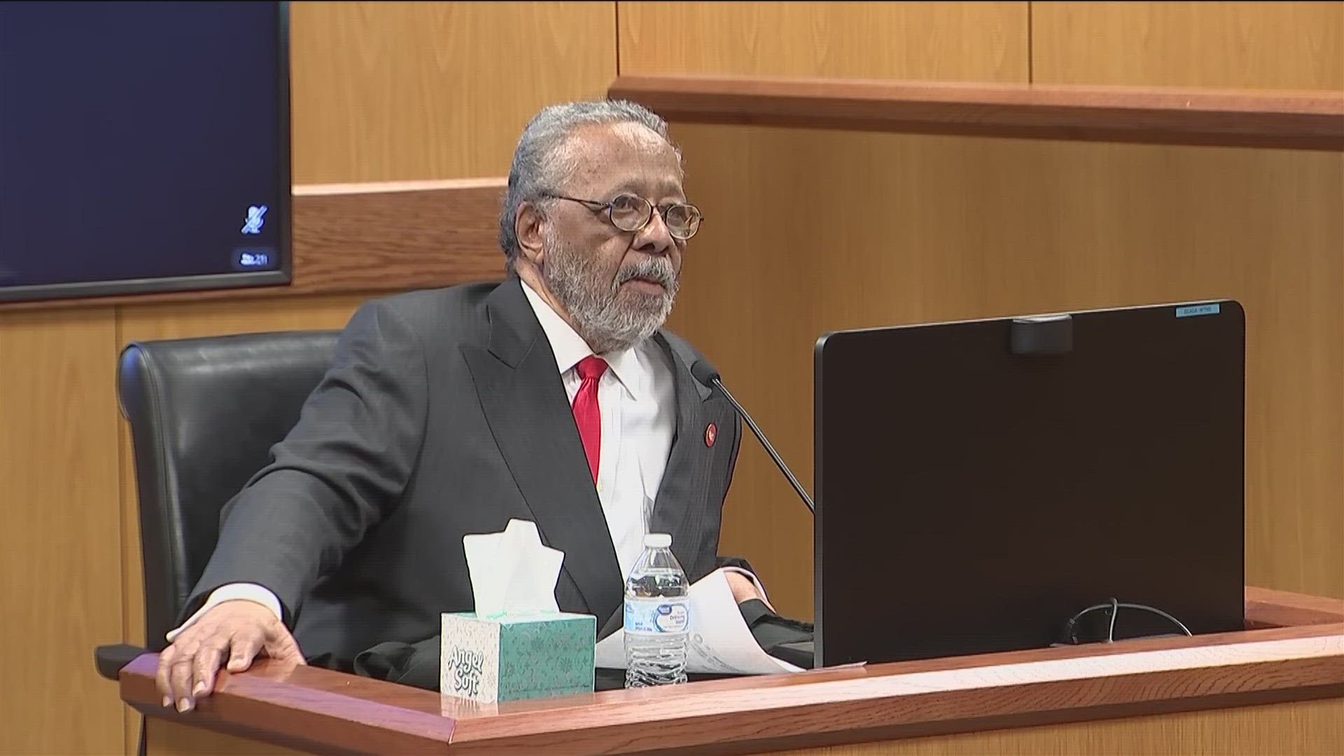 Fani Willis father testifies in disqualification hearing | 11alive.com