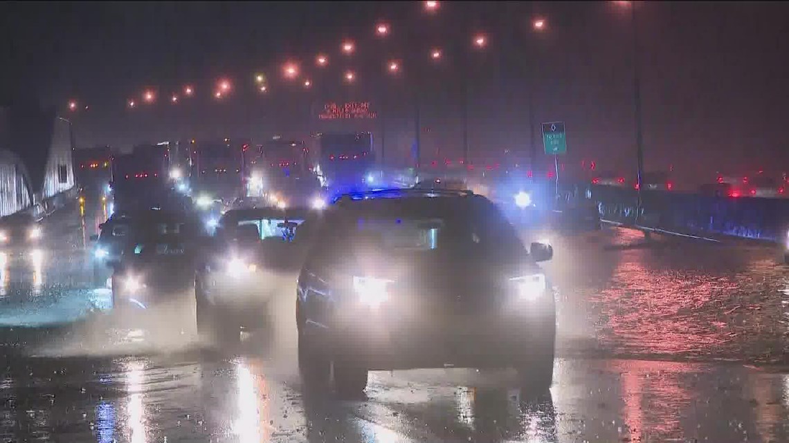 Heavy rain brings flooding to Atlanta interstates | 11alive.com