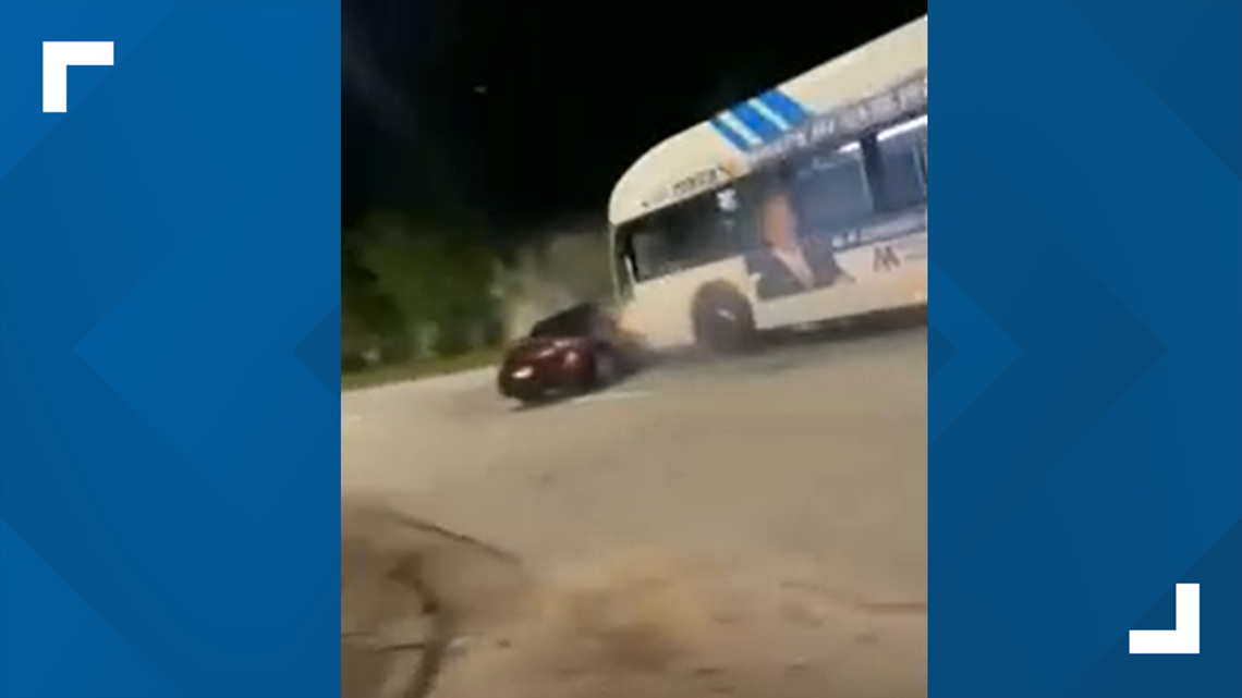 MARTA bus slams into car at Atlanta intersection | 11alive.com