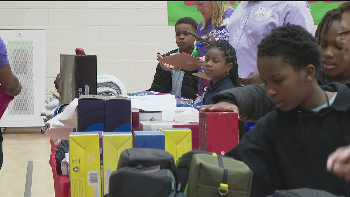 Program allows Atlanta elementary students to earn points to spend on ...