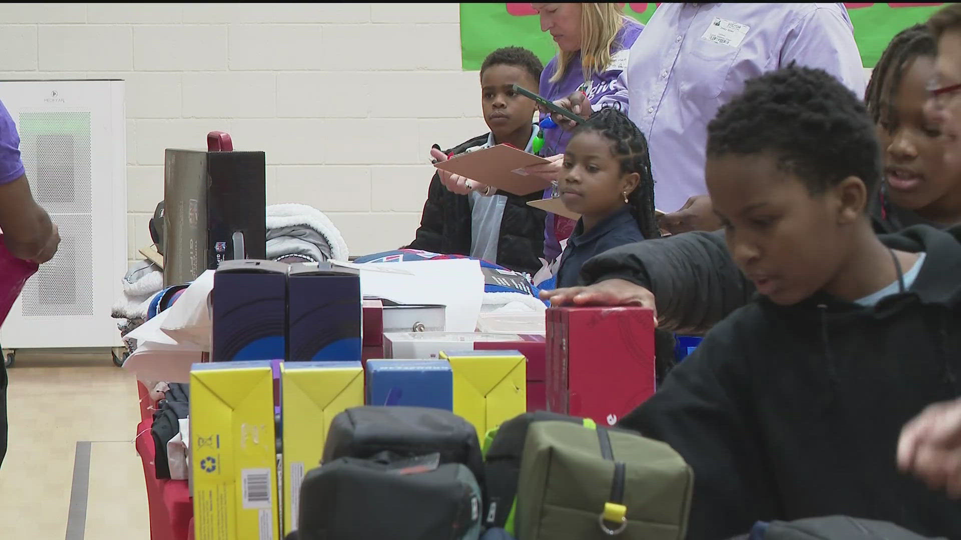Atlanta elementary school students earn kindness points to trade in for ...
