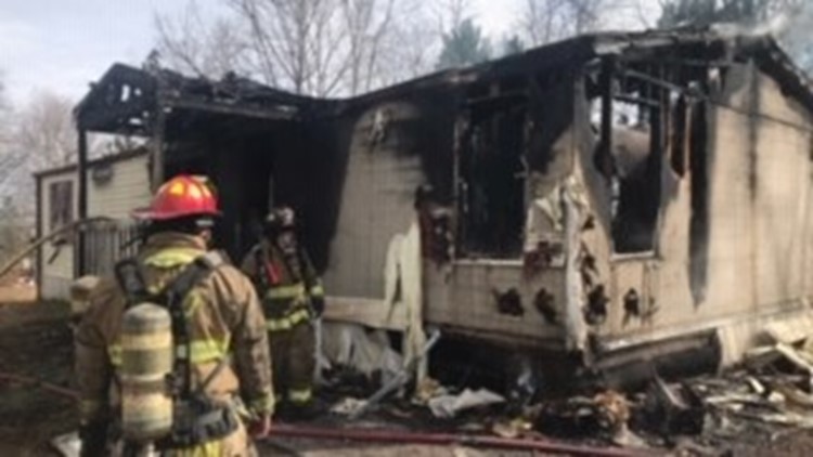 1 hurt with minor injuries after Paulding Co. trailer fire | 11alive.com