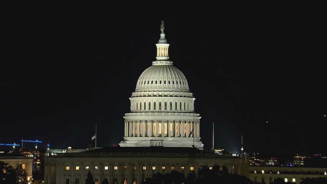 Weekend Session Gets Off To Slow Start In Senate As Lawmakers Look For