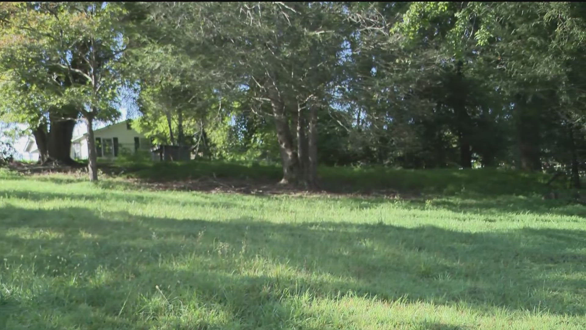 Police release photo of officer shot in McCaysville; suspect at large | 11alive.com