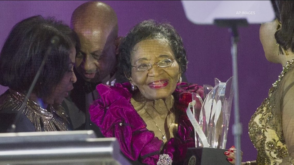 Remembering Dr. Christine King Farris | Here's when she will lie at the ...