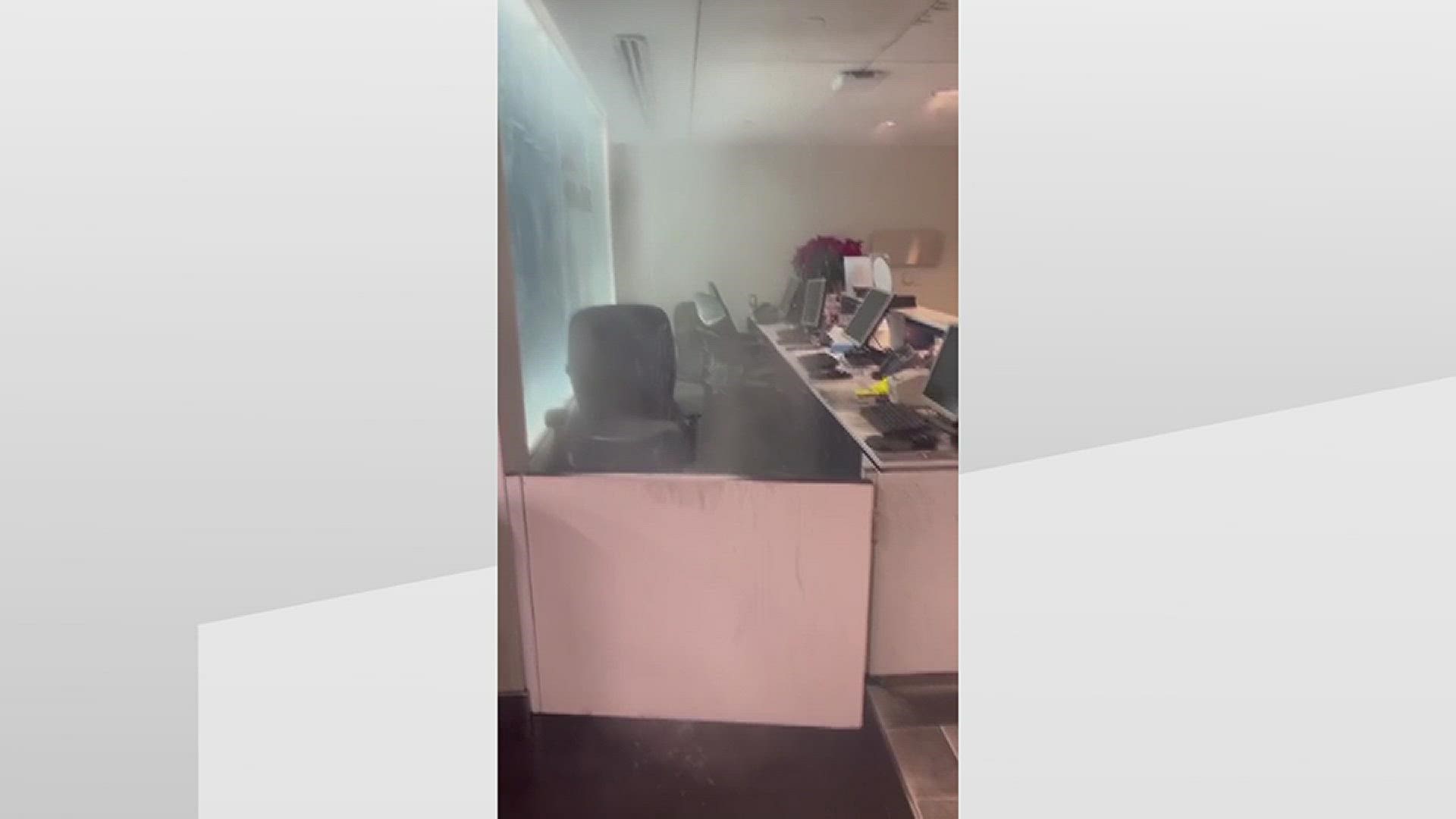 Delta Sky Lounge floods after water pipes burst at Atlanta airport ...