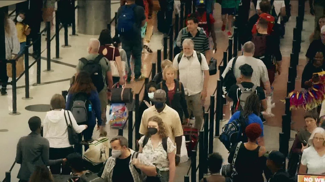 Atlanta Airport security wait long lines reported Friday Oct. 6 ...