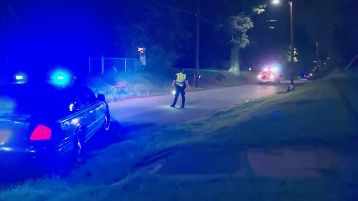 Atlanta crime woman crashes her and child in critical condition ...