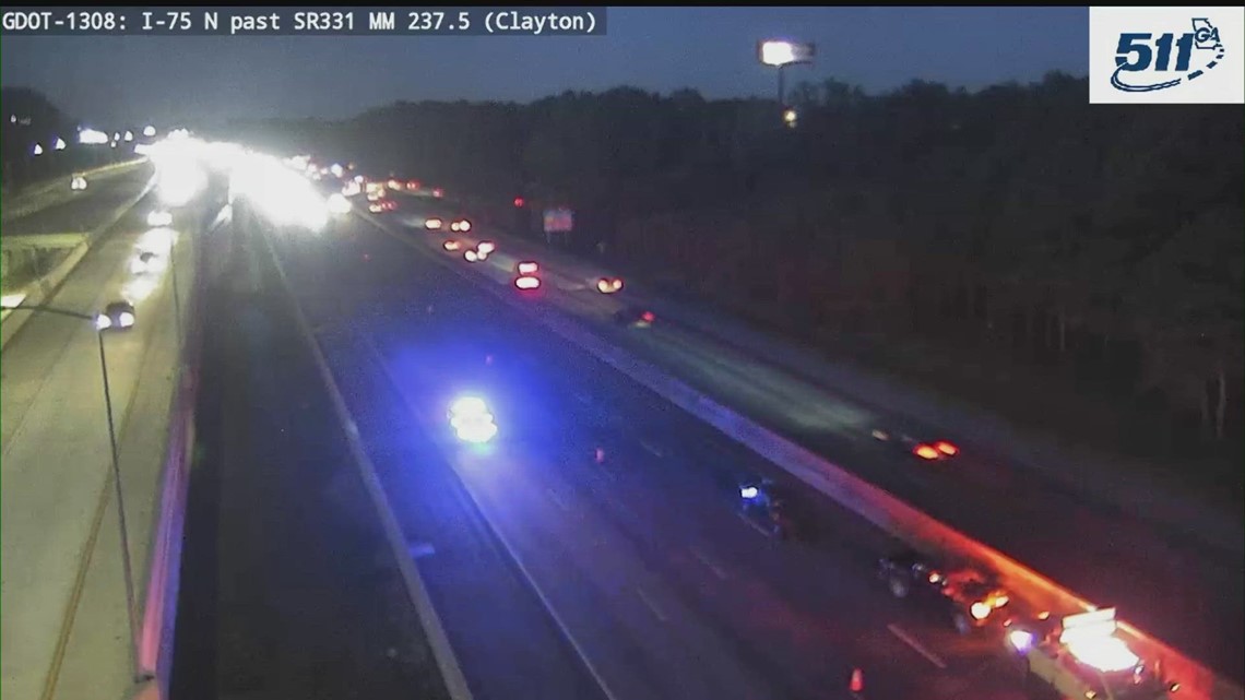 All lanes closed due to I-75 crash in Clayton County | 11alive.com