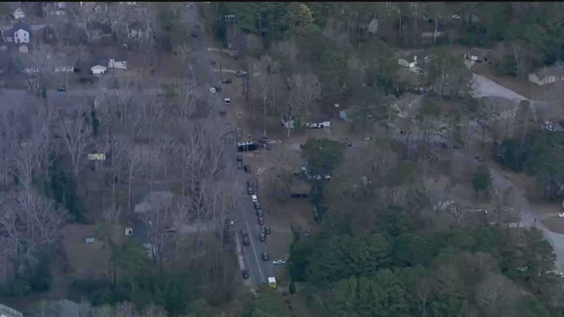 SWAT situation ongoing for hours in DeKalb after man being evicted ...