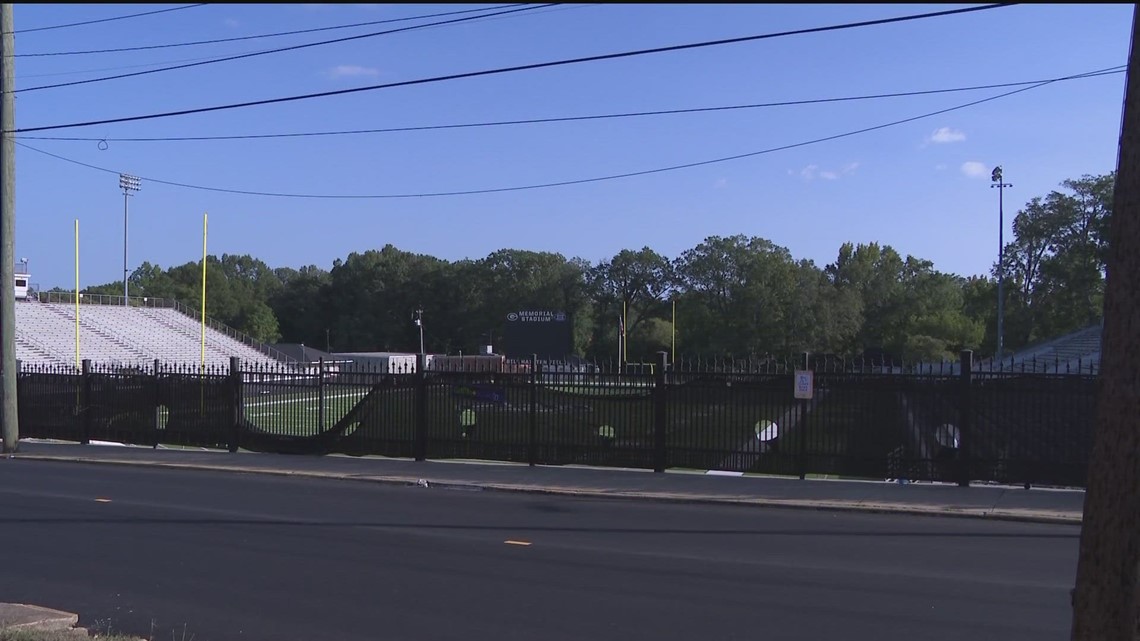 Fatal shooting outside Griffin High football game | Warrants | 11alive.com