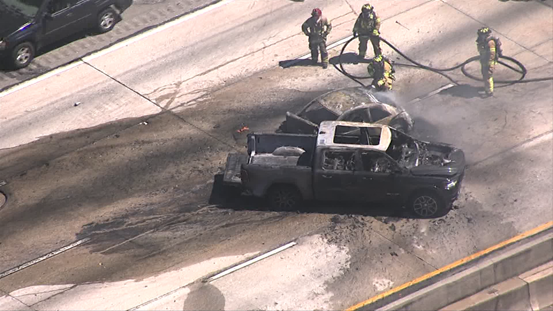 I-285 car fire blocks all lanes of traffic | 11alive.com
