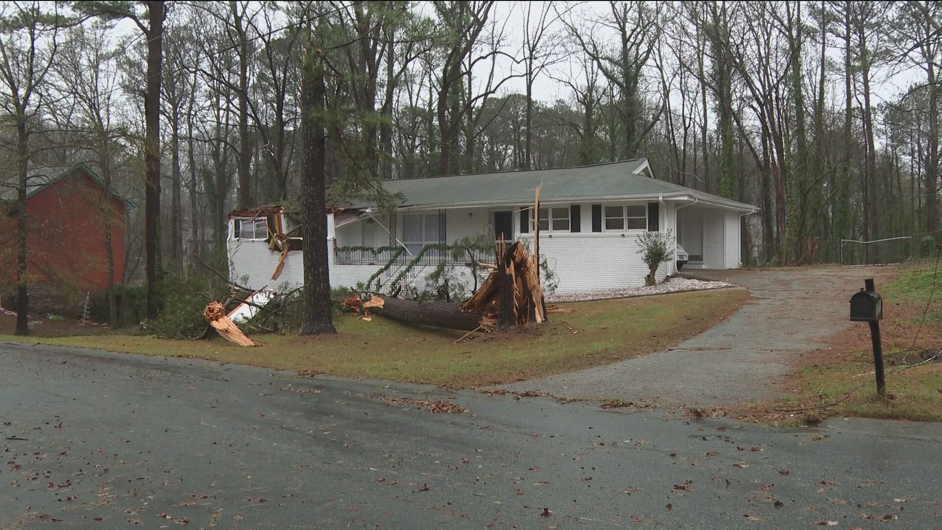 Homes left destroyed after storms move through Cobb County | 11alive.com