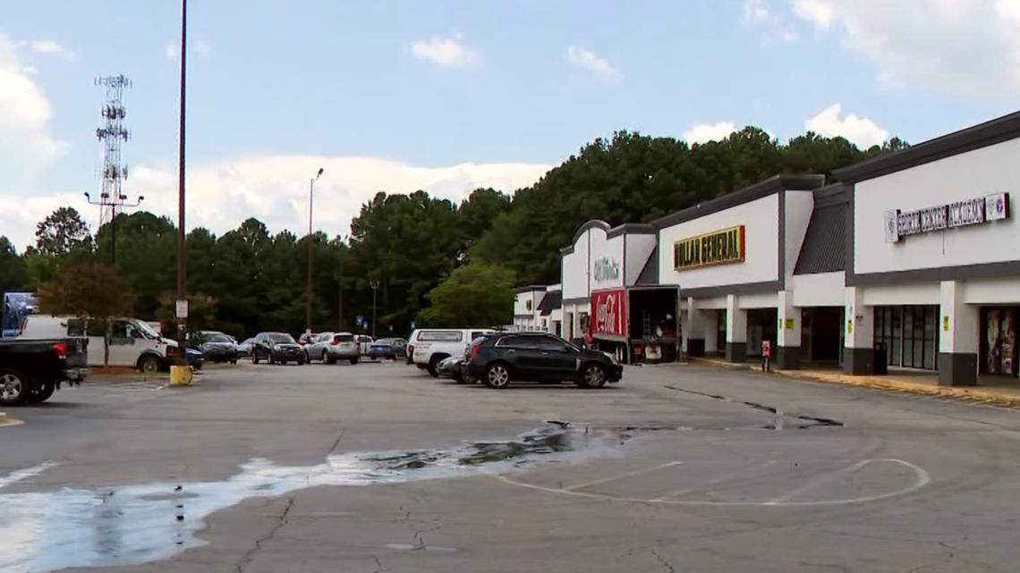 Shooting outside Dollar General on Redan Road in DeKalb near South ...