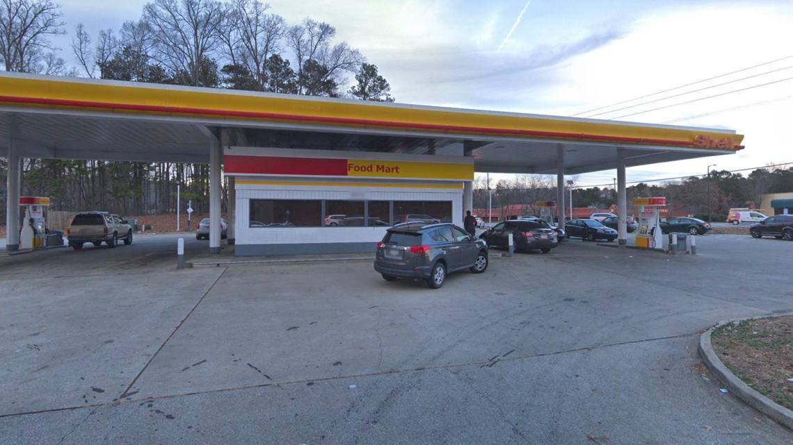 18-year-old girl shot, killed at South Fulton gas station | 11alive.com