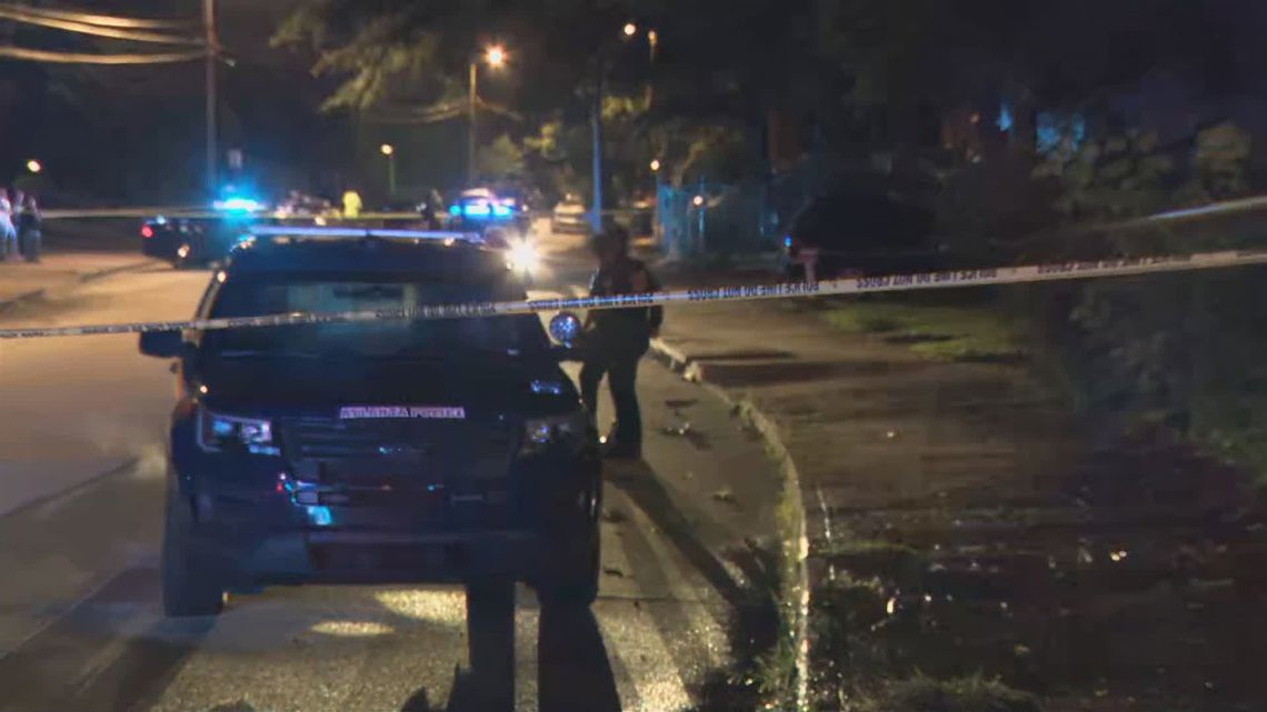 Atlanta police investigate double shooting;16-year-old dead | 11alive.com