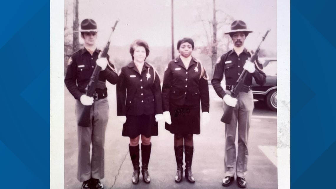 Johnnie Ruth Bussey, first Black woman as a Fulton County deputy ...