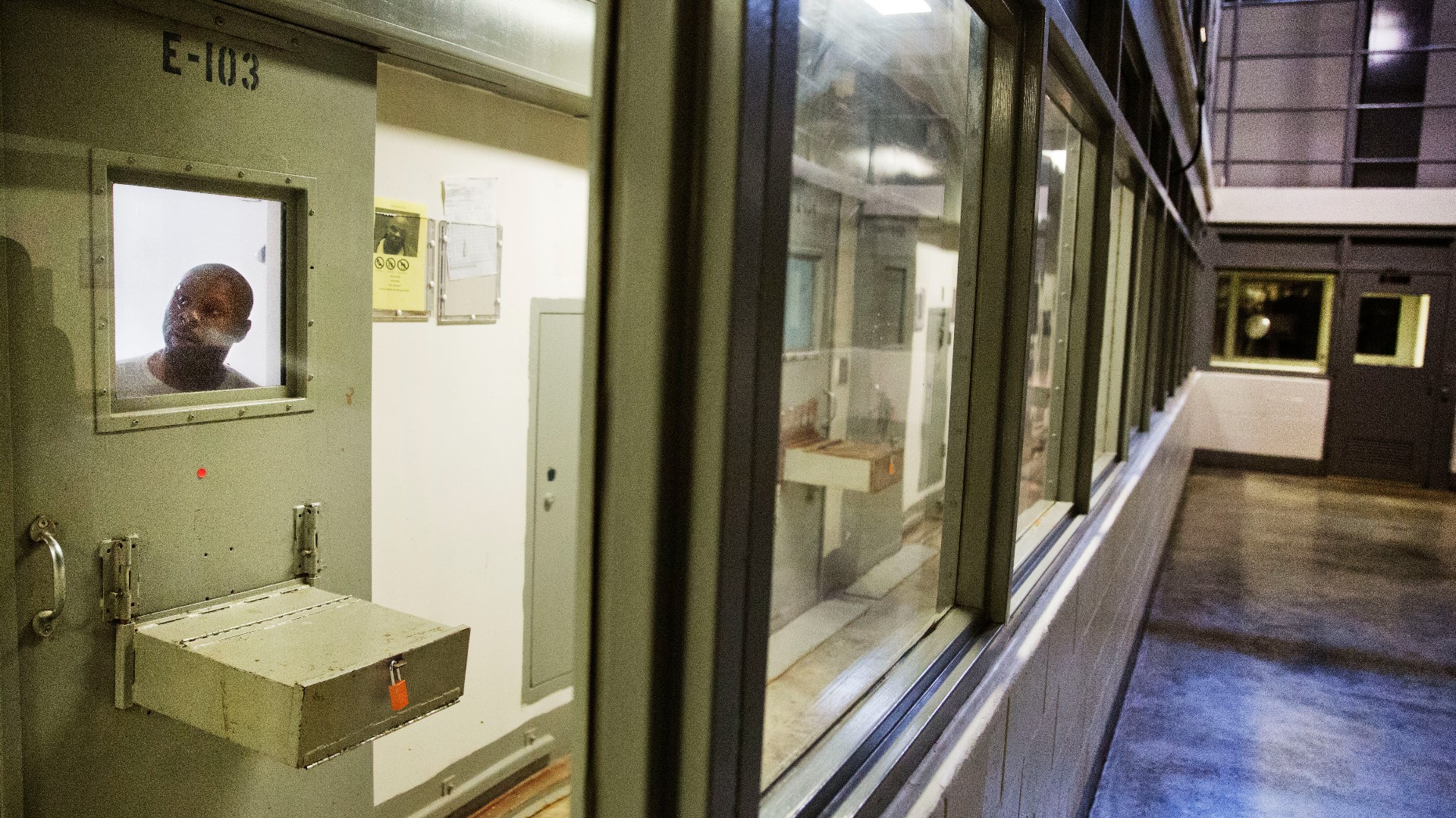 Georgia prison officials violate confinement reforms, judge says ...