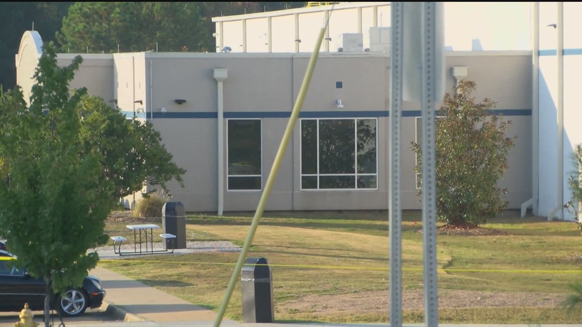 Gunman dead of self-inflicted shot after shooting at Amazon facility in ...