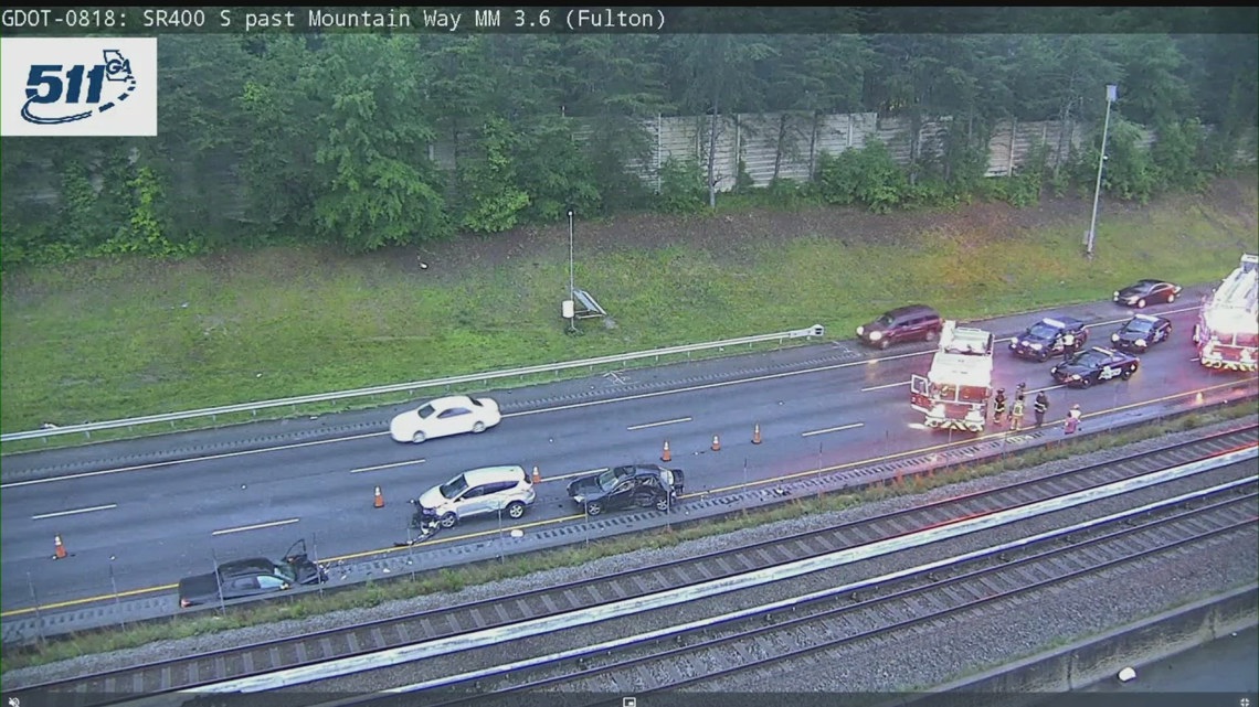GA 400 traffic Buckhead crash closes lanes | 11alive.com