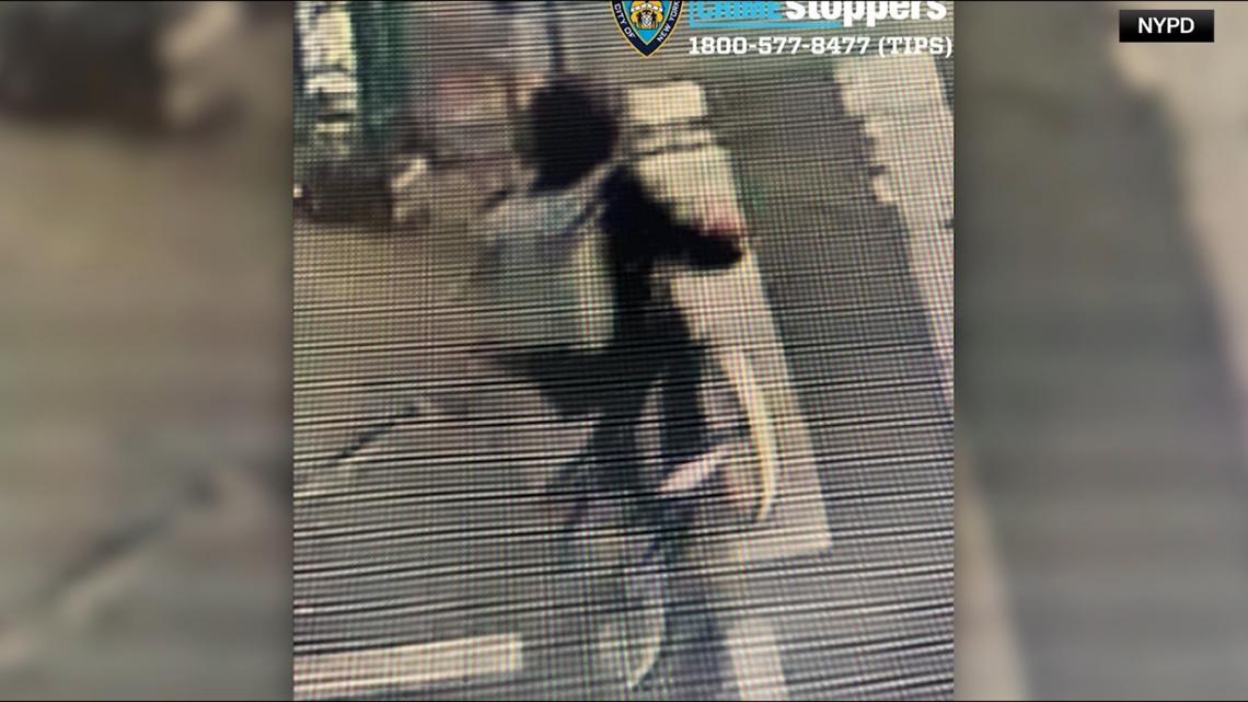 Suspect assassin of UnitedHealthcare CEO Brian Thompson on bike ...