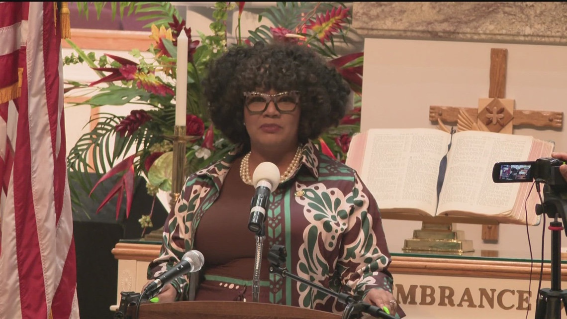 Rep. Nikema Williams holds town hall | 11alive.com