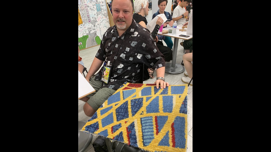 Cult of the Carpet: Dragon Con fans honor Marriott Marquis design ...