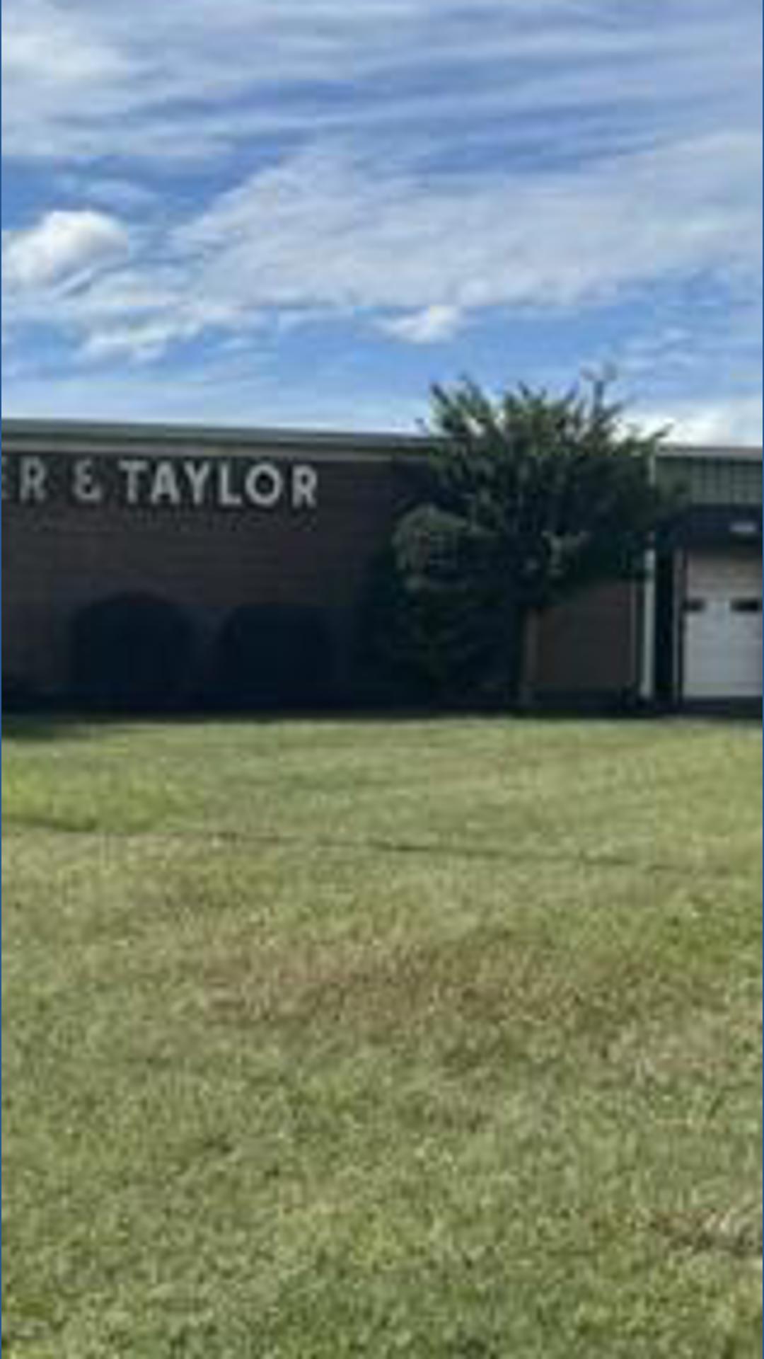 Book distribution plant closes in Commerce, employee layoffs | 11alive.com