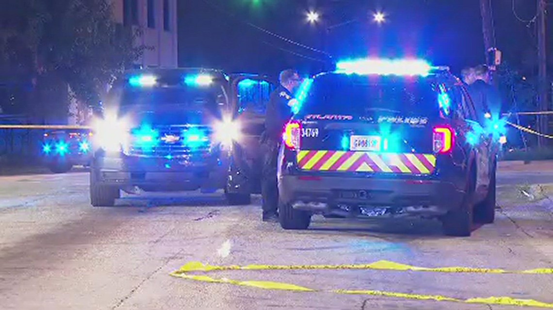 Overnight shooting leaves 3 dead near popular southwest Atlanta lounge ...