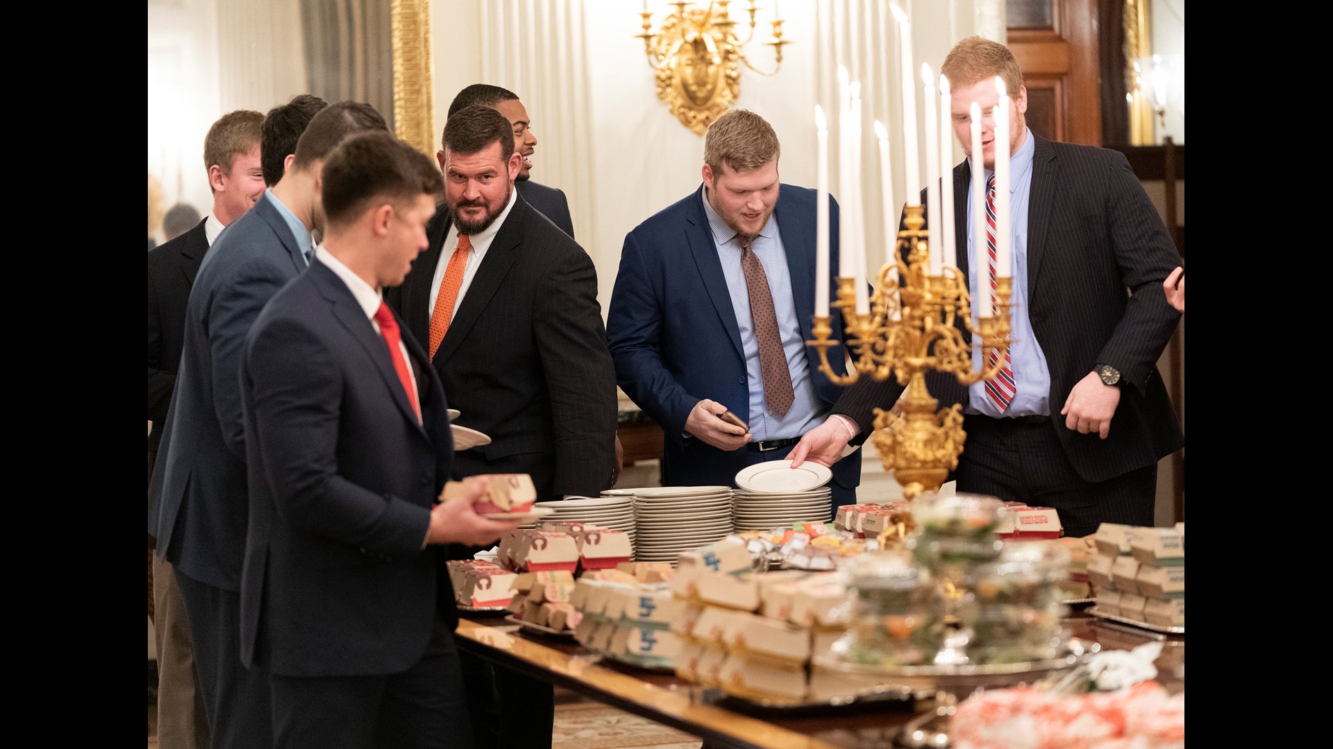 Trump serves fast food to Clemson football players at White House visit ...