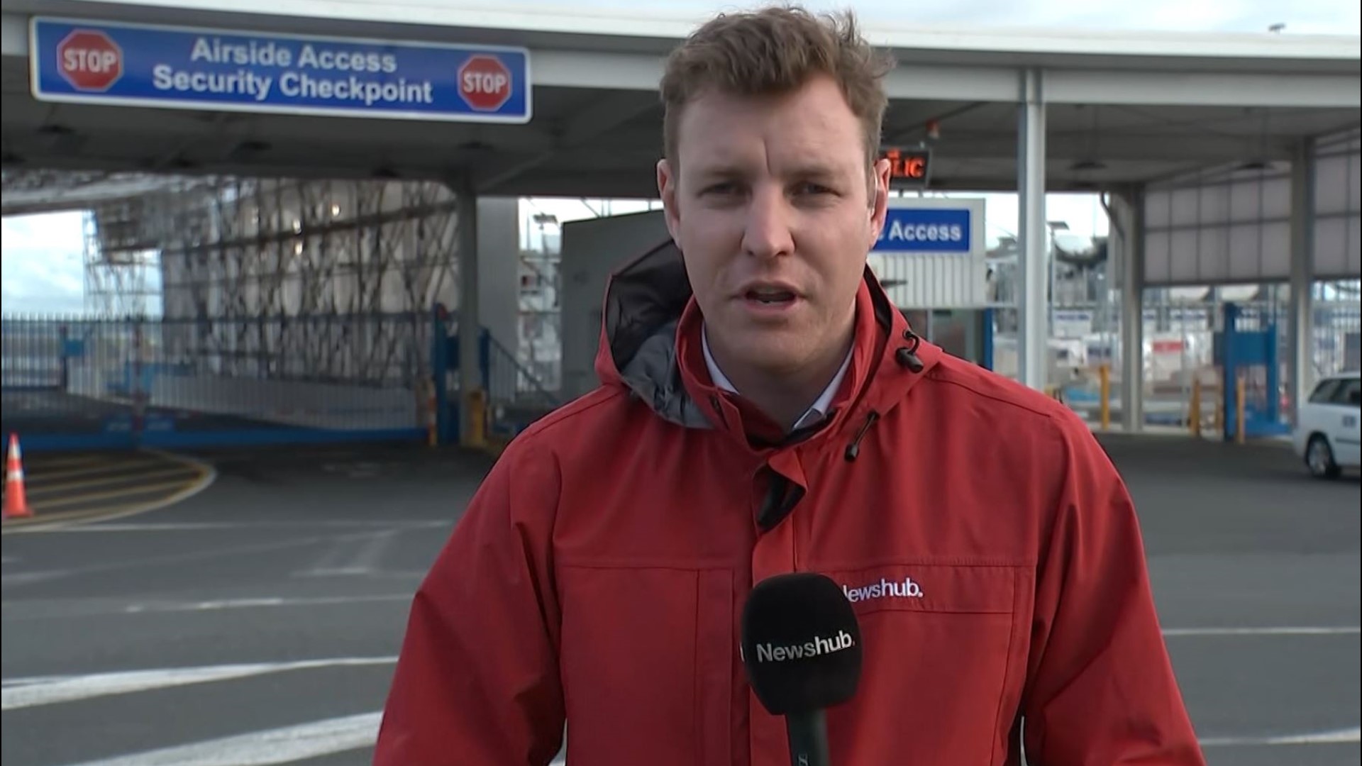 Report on New Zealand flight where Boeing 787 dropped, injuring dozens ...