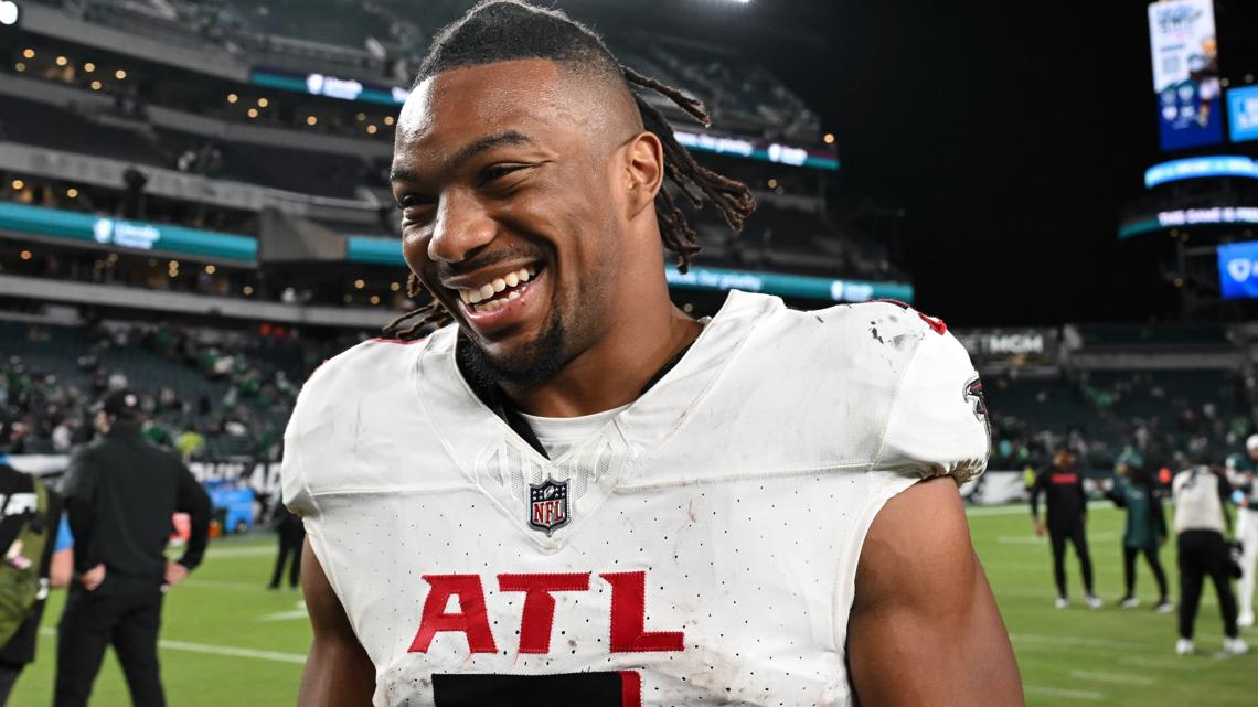 Bijan Robinson Atlanta Falcons training camp report | 11alive.com