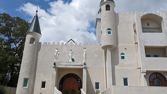 Uhuburg, Eagle Owl Castle opens in Helen | Guide | 11alive.com