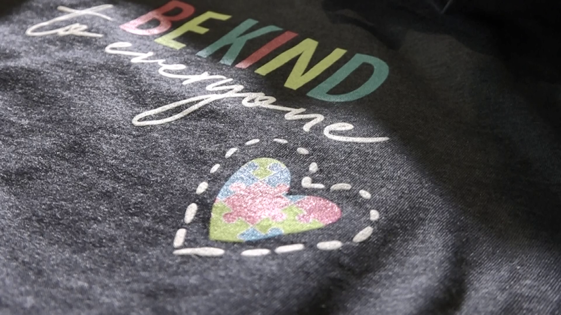 Jordyn Moore's 'Be Kind to Everyone' campaign | 11alive.com